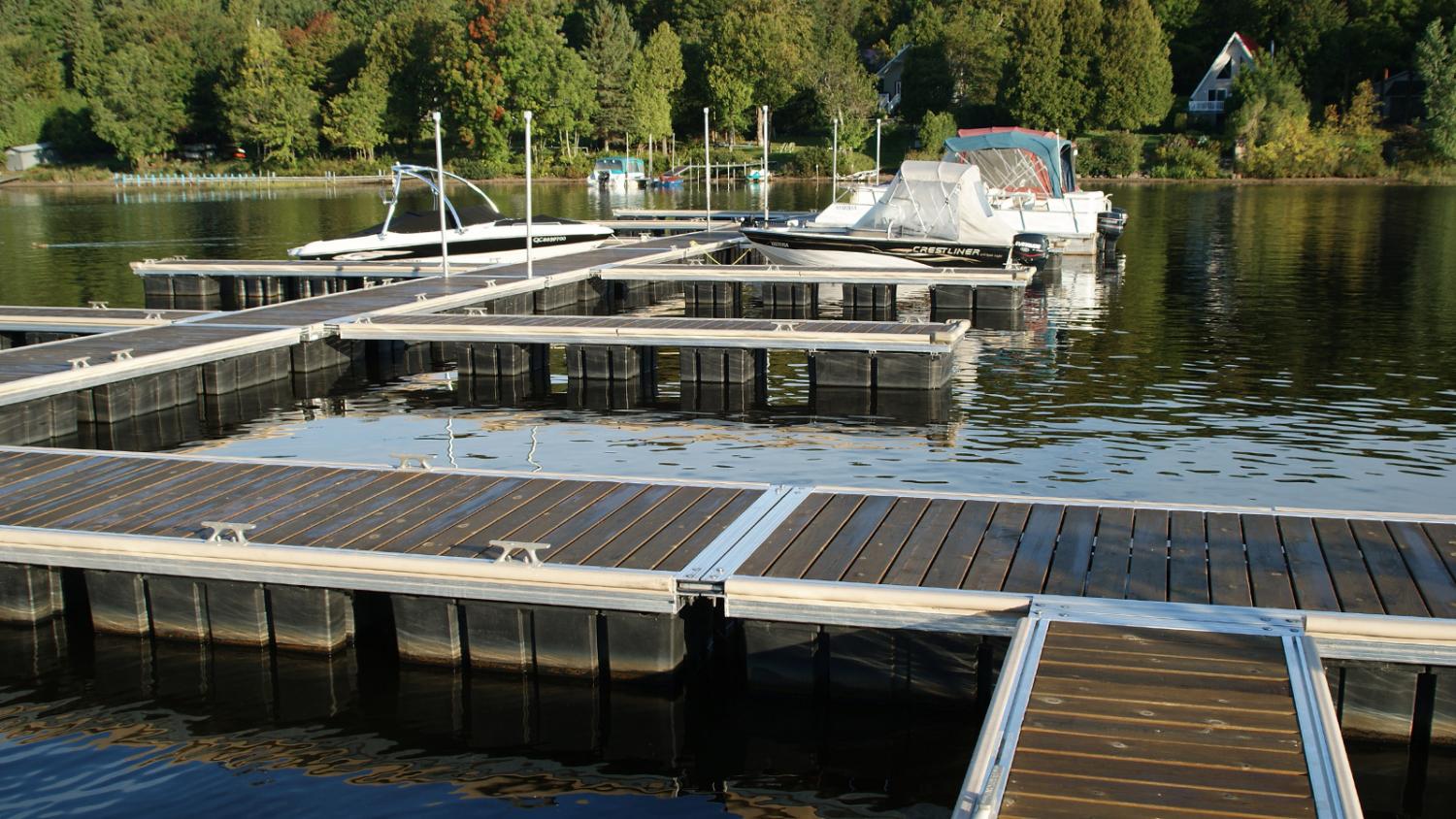 Commercial - Bertrand docks