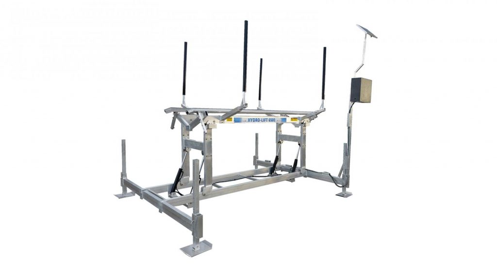 Hydro-lift boat lifts - Bertrand Docks